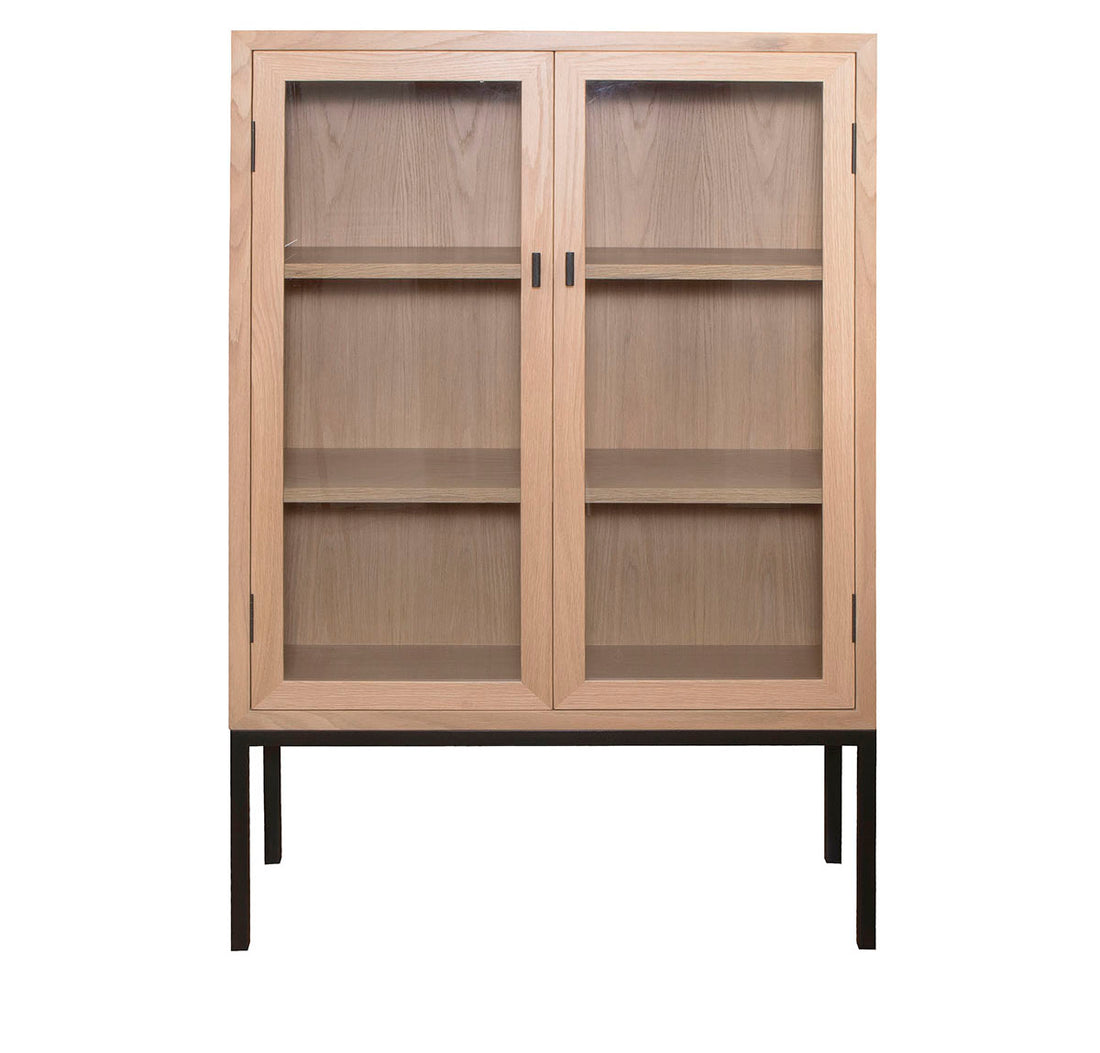 The Oak Cabinet – LIM